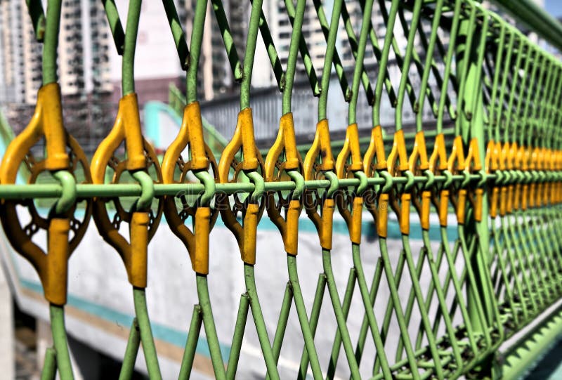 40,880 Cerca Metal Verde Fotos de stock - Fotos libres de regalías de ...