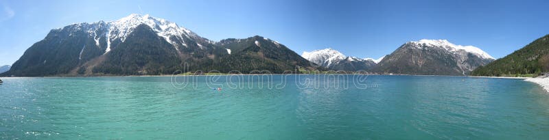 Achensee de lac panorama image stock. Image du autriche - 5408997