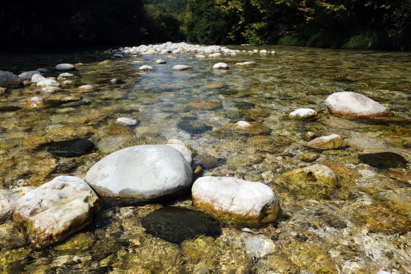 Rio Aqueronte, Na Grécia Antiga Conhecido Como Estige Imagem de Stock ...