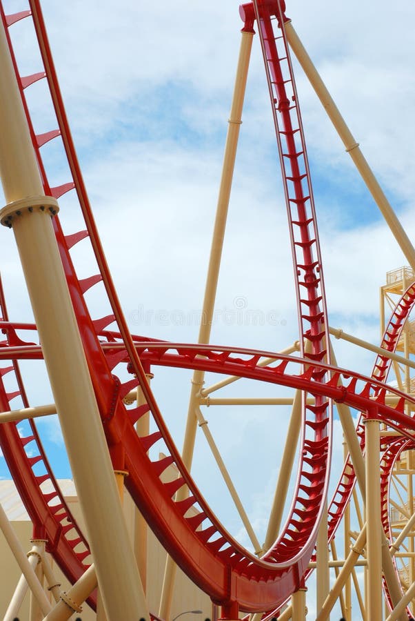Achterbahn Loop de Loop stockbild. Bild von stahl, pole - 11096105