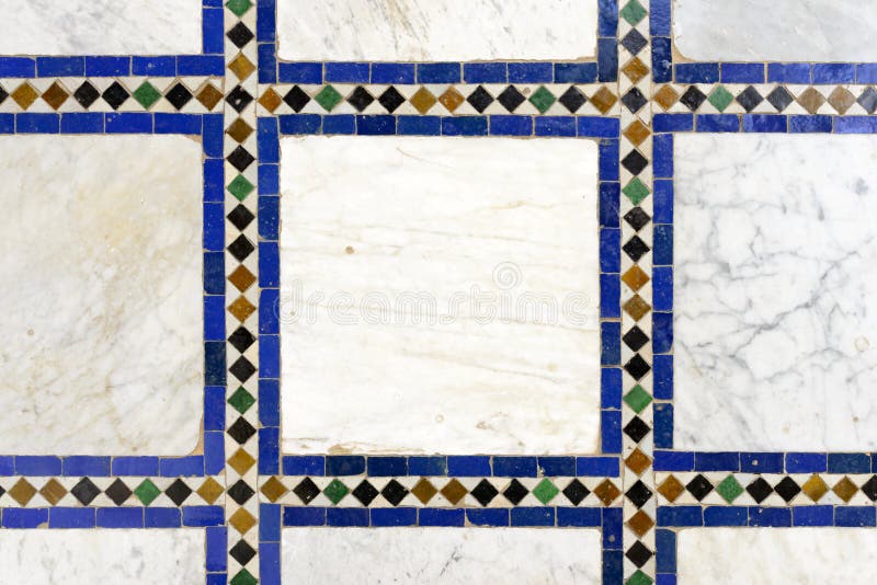 Traditionele Mozaïekvloer in Marrakech Stock Afbeelding - Image of ...