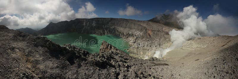 Acid Lake in Kawah Ijen, East Java, Indonesia. Stock Photo - Image of ...