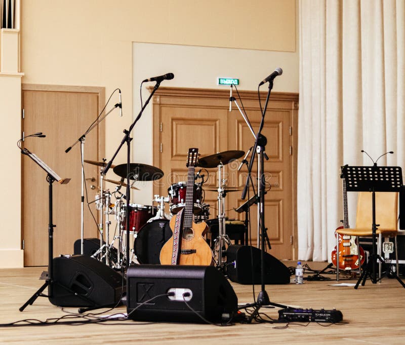 Acoustic Guitar and Percussion on the Scene Stock Image - Image of band ...
