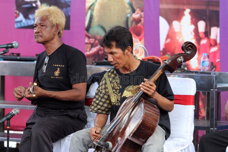 Acoustic music editorial image. Image of song, solo, music - 69686540