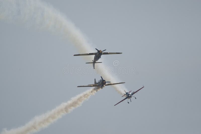 Acrobatic airplane stock image. Image of propeller, vehicle - 15320959