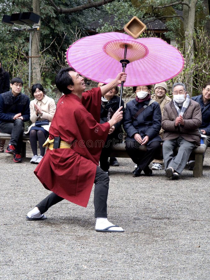 Acrobatic performer editorial stock photo. Image of japan - 108950578