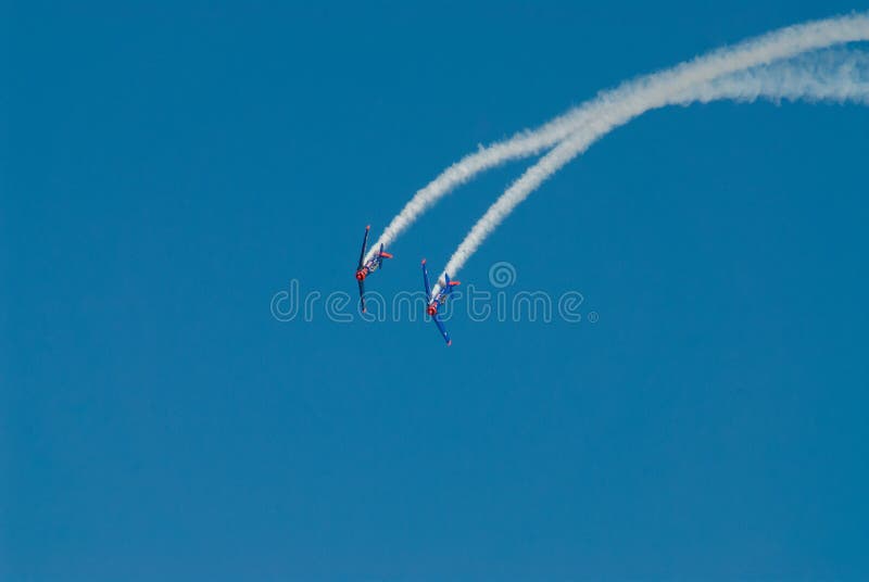 Acrobatic Plain Performance Smoke Trail Editorial Stock Image - Image ...