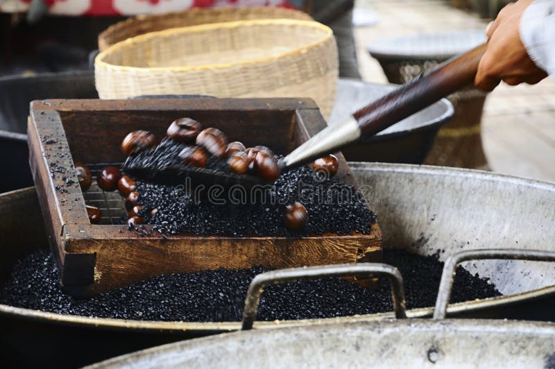 Action Chestnut Roasting in a Pan. Stock Photo - Image of roasted ...