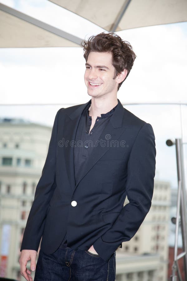 Actor Andrew Garfield editorial image. Image of party - 26299285