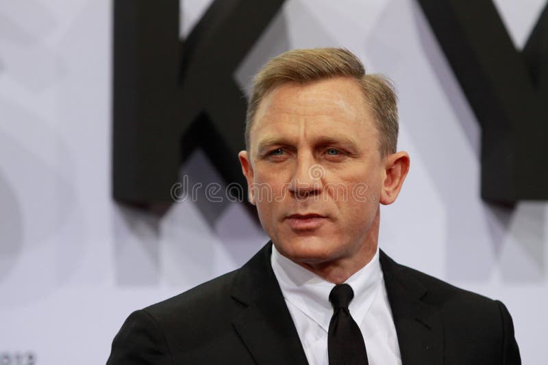Actor Daniel Craig editorial photography. Image of daniel - 29263897