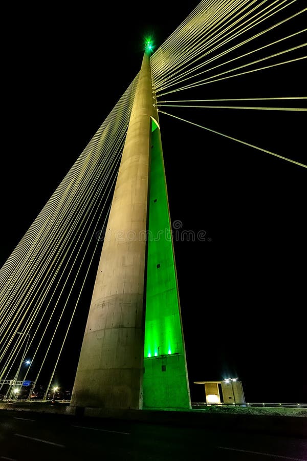 Ada bridge at night editorial stock image. Image of industry - 131597074