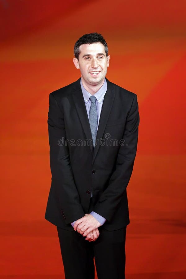 Adam Leon En La Alfombra Roja Imagen editorial - Imagen de director ...