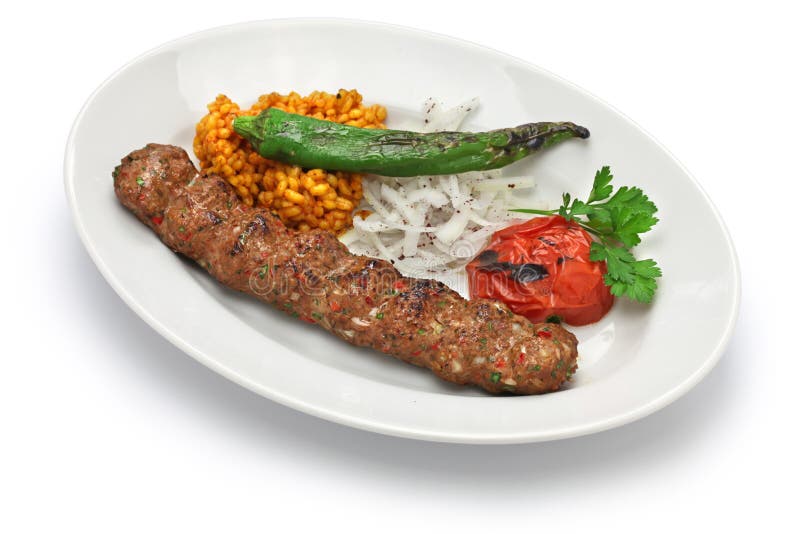 Adana kebab, turkisk mat fotografering för bildbyråer. Bild av peppar ...
