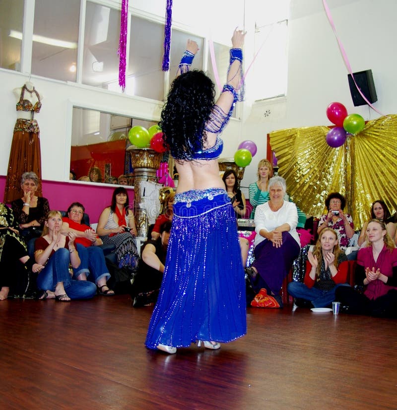 Adelaide Belly Dancing editorial photo. Image of bellydance - 6829766