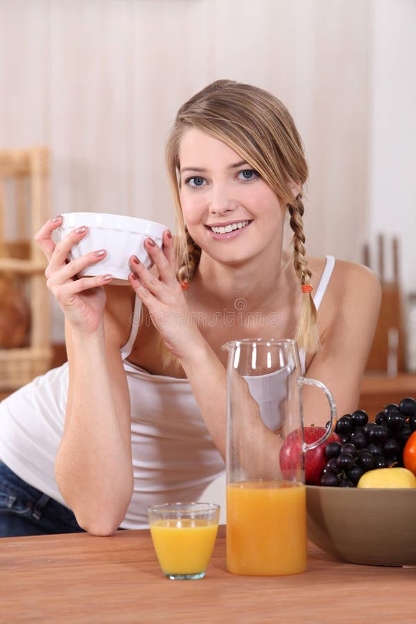 Adolescent Eating Breakfast Stock Photo - Image of shirt, adolescent ...