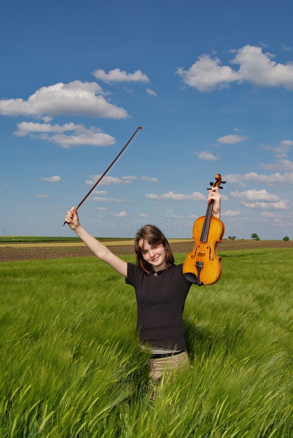 Adolescente imagen de archivo. Imagen de hermoso, cadena - 5255759