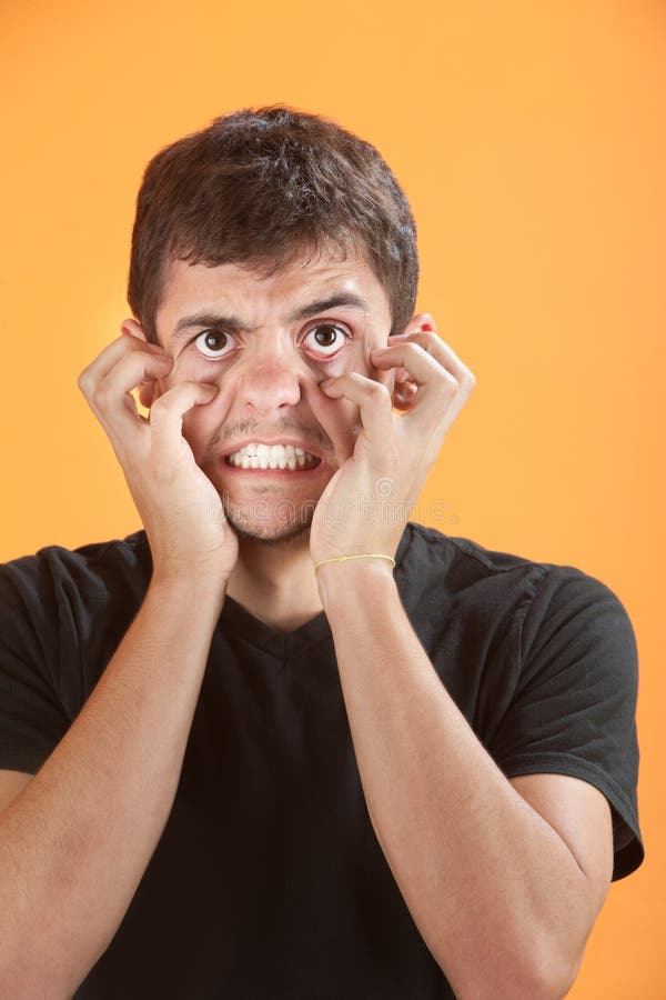 Adolescente novo irritado foto de stock. Imagem de adulto - 18753602