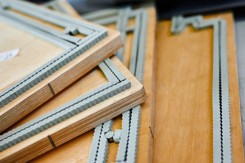 Advanced Die Cutting Dies Designed for Precision Cardboard Box ...