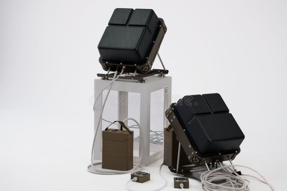 Advanced Electronic Warfare System Components for Countermeasure ...