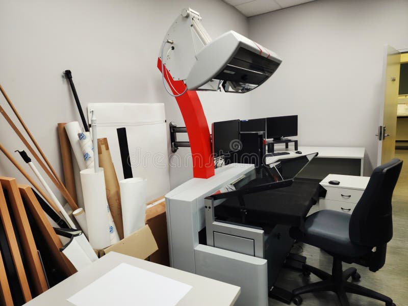 Advanced Zeutschel Digital Scanner with Printing Paper in Office ...