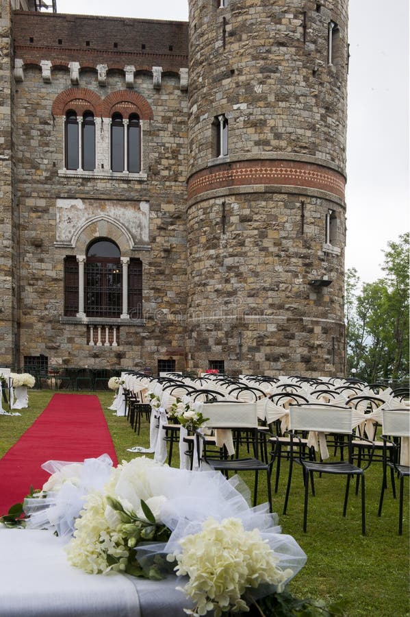 Adventist outdoor wedding stock photo. Image of flowers - 41940016