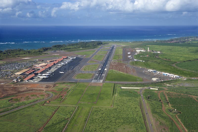 Aerial of Hawaii airport stock image. Image of airplane - 3180255