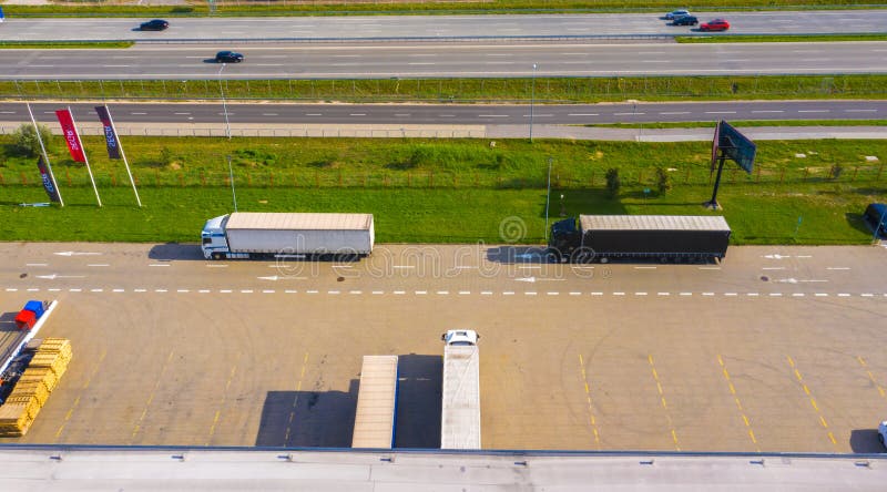 Logistics Park with Warehouse. Semi-trailers Trucks Standing on Car ...