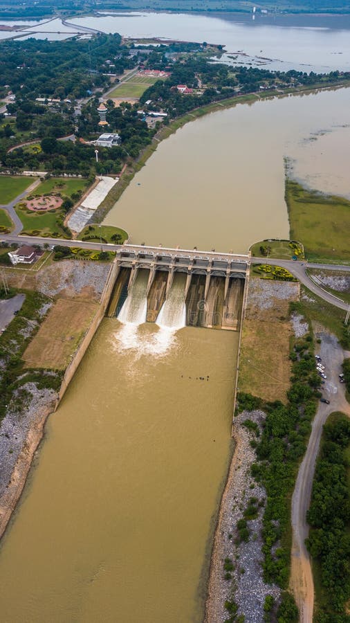 Floodgate the Dam on the River Stock Image - Image of water, irrigation ...
