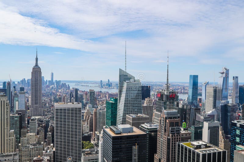 Aerial View of Midtown Manhattan Editorial Stock Image - Image of ...