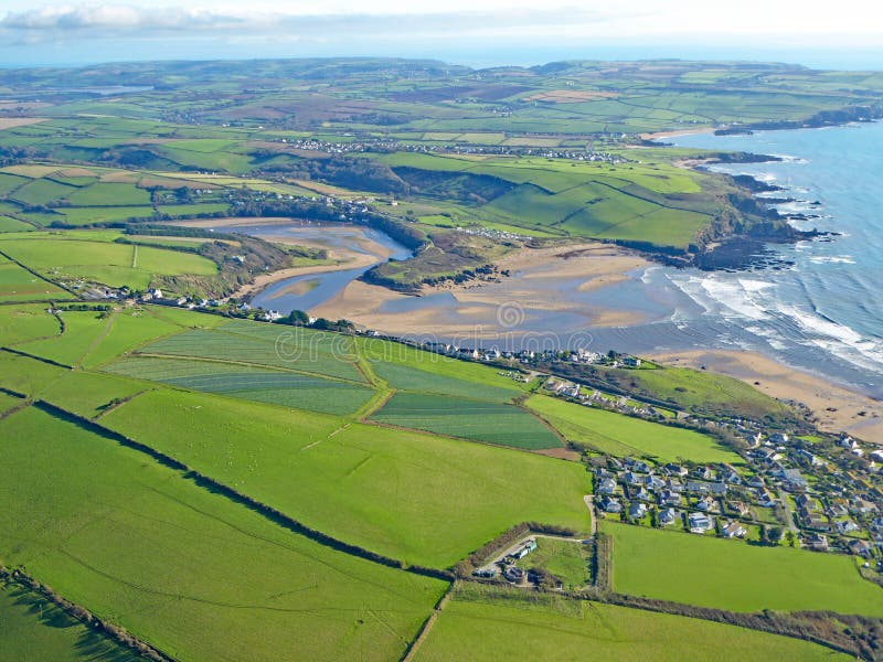 River Avon Estuary in Devon Stock Photo - Image of bigbury, grass ...