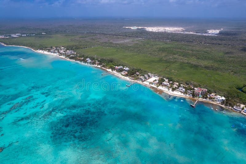 Aerial View of Tankah Beach, Tulum Stock Image - Image of horizon, blue ...