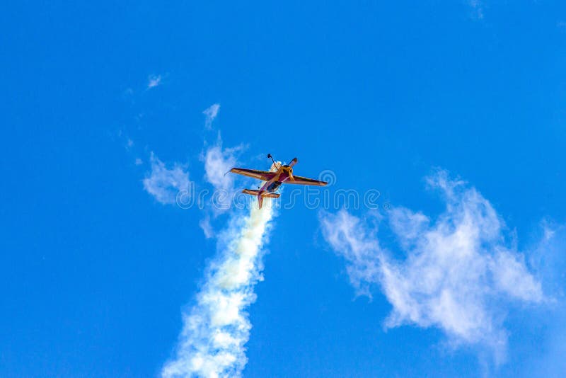 Aerobatic Team First Flight Performs Demonstration Flights on Piston ...