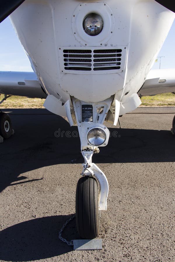 Aeroplane landing gear stock photo. Image of wheel, landing - 43462290