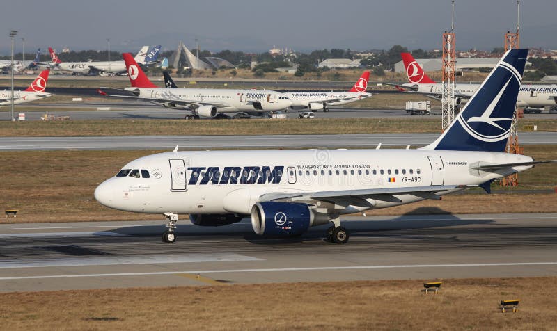 Aeroplano foto editorial. Imagen de llegada, salida, ataturk - 56869486