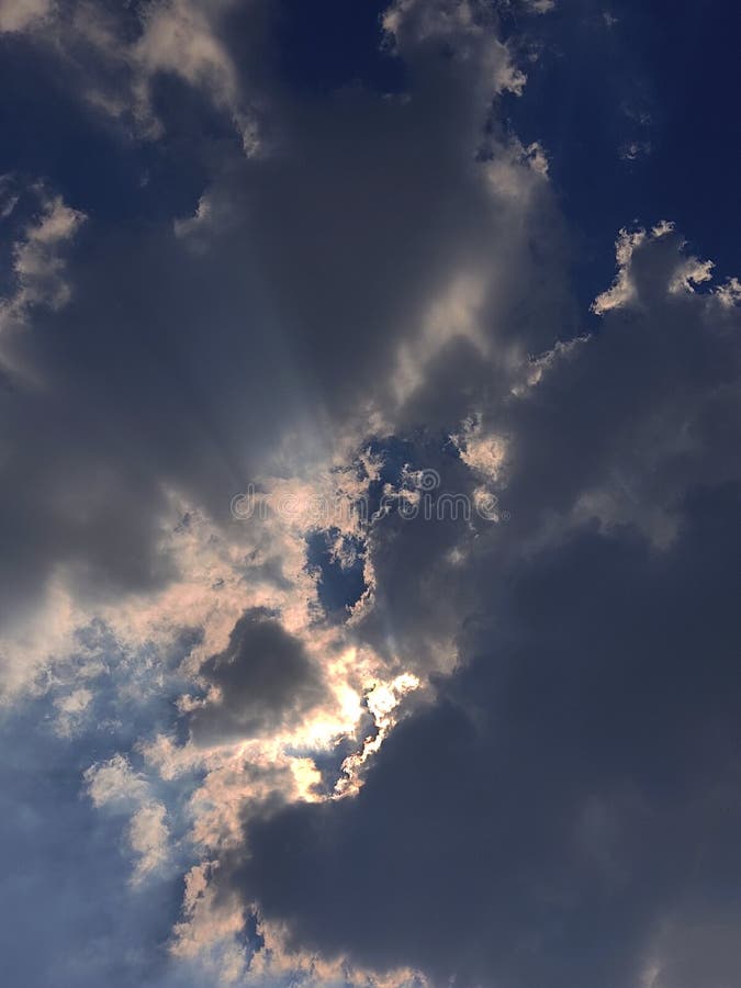 Aesthetic Capture of Cloud . Sunrays with Cloud Stock Image - Image of ...