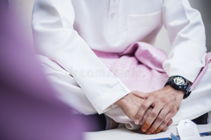 Afferrare mano fotografia stock. Immagine di governi - 31370708