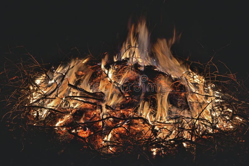 Aflame bonfire stock image. Image of nature, ablaze, flame - 90216621
