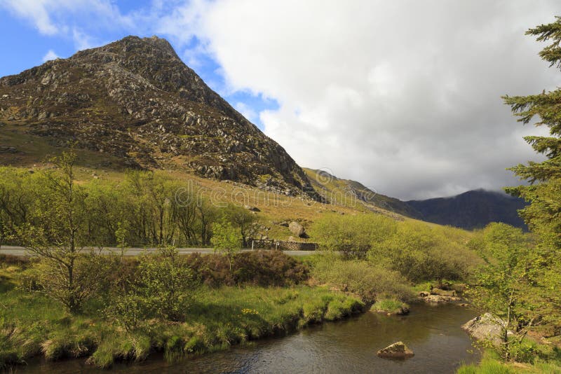 Afon Denau, Ogwen-Tal stockfoto. Bild von landschaft - 85154766