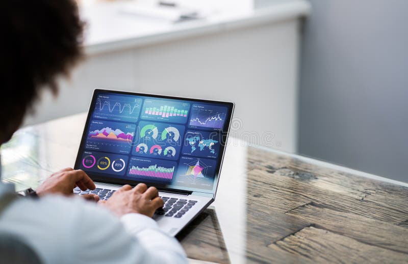 African American Data Analyst Stock Photo - Image of exchange, computer ...