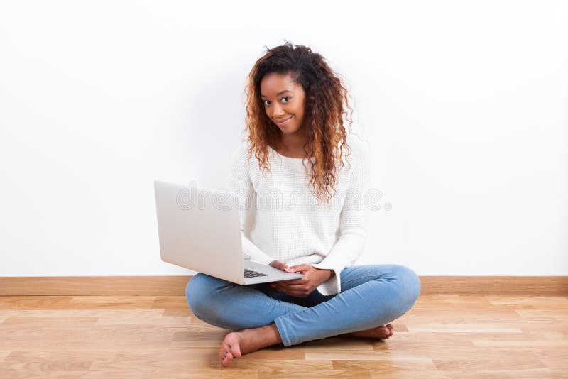 African American Student Girl Using a Laptop Computer - Black Pe Stock ...