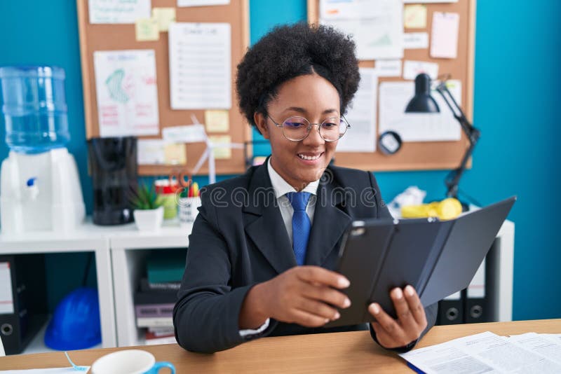 African American Woman Business Worker Using Touchpad at Office Stock ...