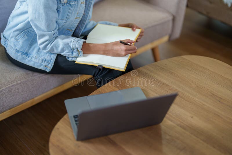 African Americans Using Notebooks, Pens To Take Notes and Computers ...