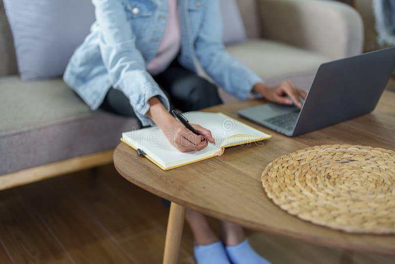 African Americans Using Notebooks, Pens To Take Notes and Computers ...