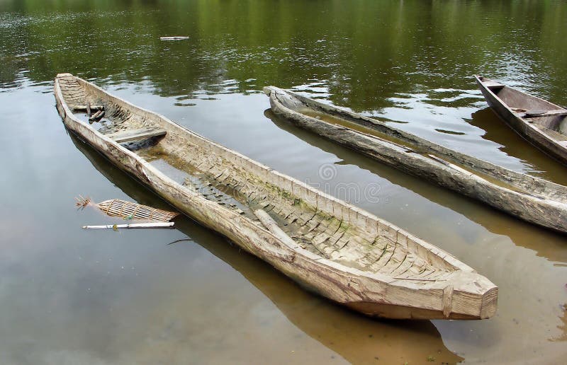 Traditional African Wooden Boat Stock Photo - Image of travelling ...