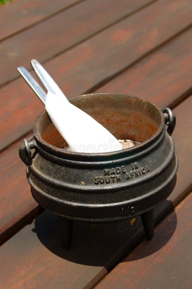 2,016 African Cooking Pot Stock Photos - Free & Royalty-Free Stock ...