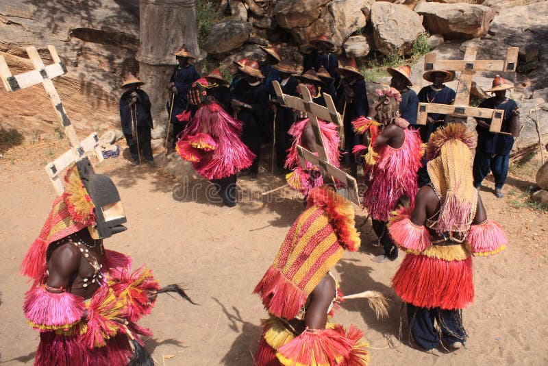 African Religious ceremony editorial stock image. Image of bandiagara ...