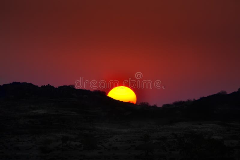 African Sun Set stock photo. Image of horizon, sunrise - 28063672