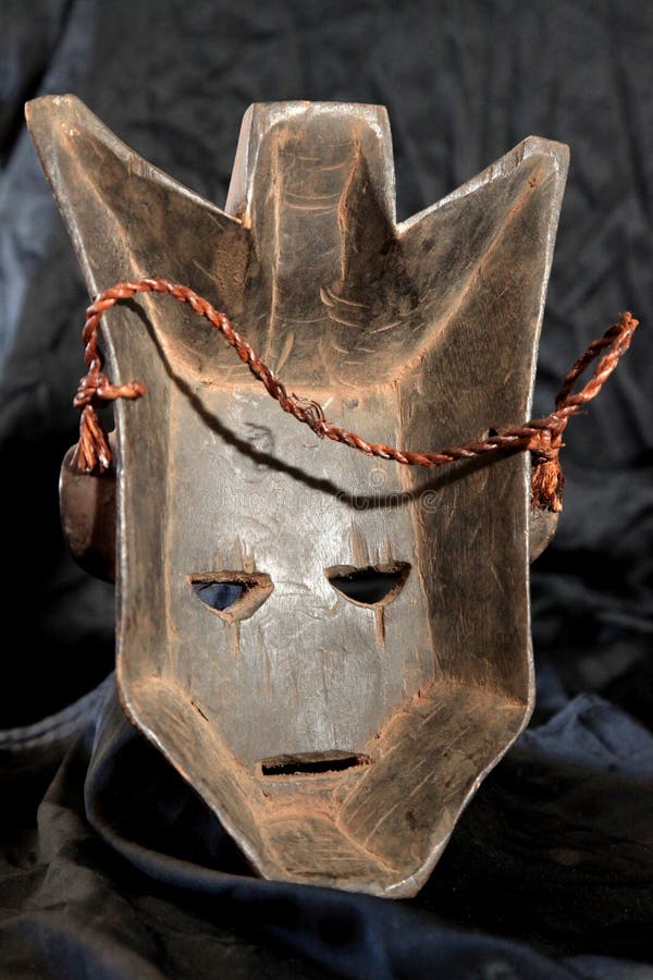 African Tribal Mask - Chokwe Tribe Stock Photo - Image of craft, congo ...