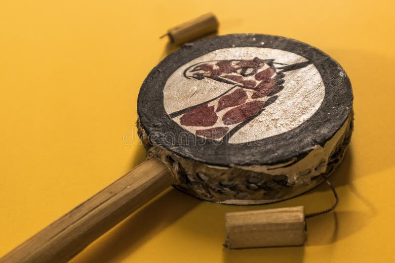 Afrikanisches Musikinstrument Stockfoto - Bild von musikinstrument ...