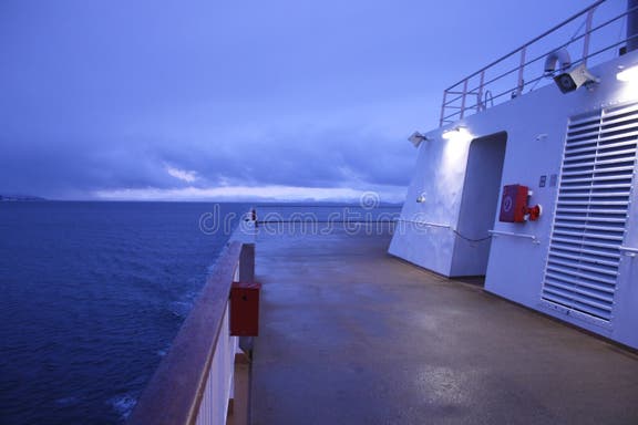 Afterdeck polar imagen de archivo. Imagen de noruegos - 12032207